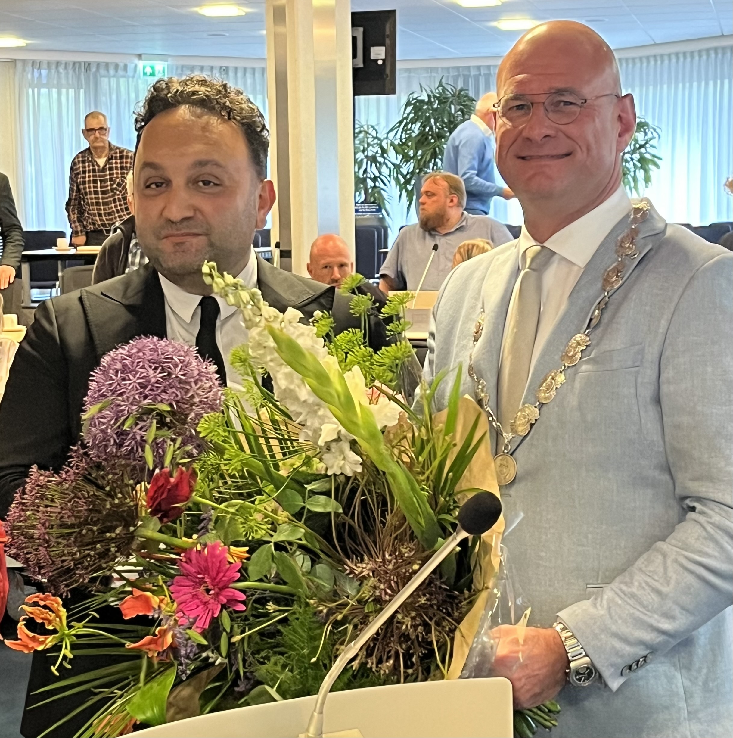 Yousuf Yousufi terug in gemeenteraad - OnsWestfriesland